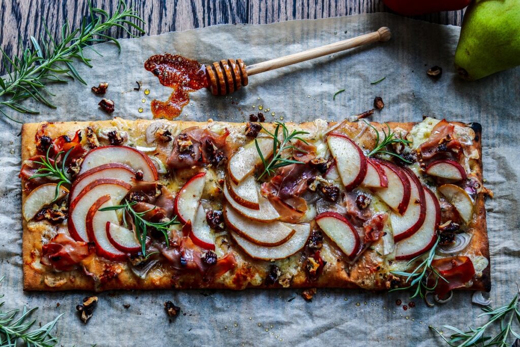 Pear and Brie Flatbread Pizza with Prosciutto - Give it Some Thyme